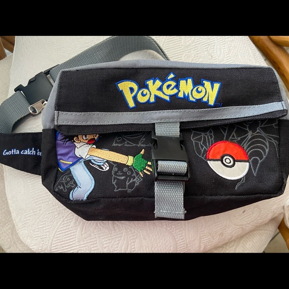 pyramid | Accessories | Vintage 99s Ash Pokeball Pokmon Original Fanny ...